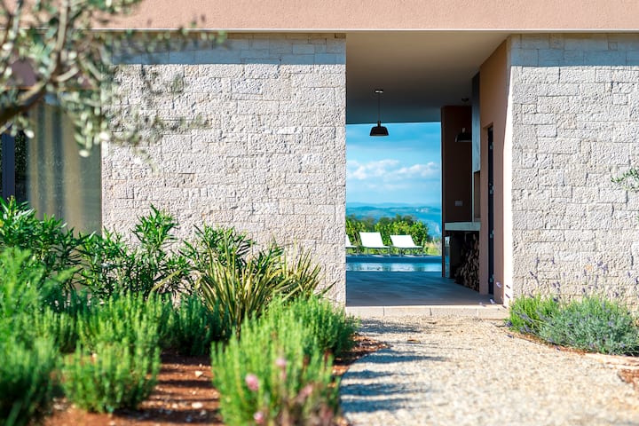 Villa Elle - Your Luxury Retreat In Istria - Montona
