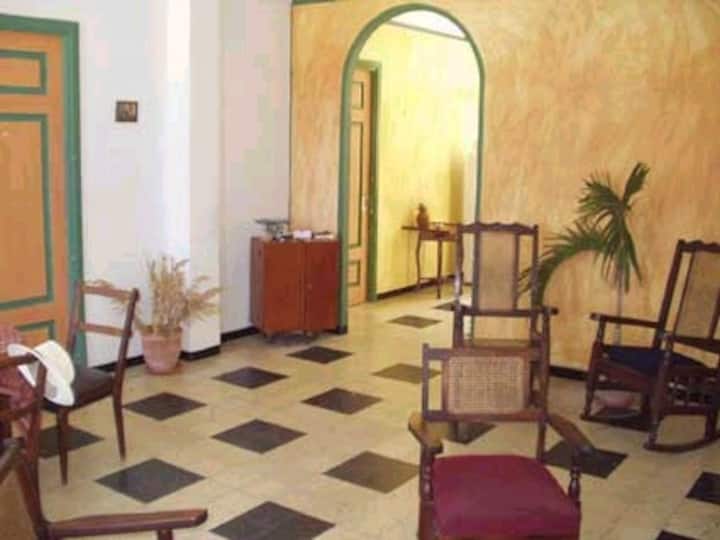 Casa Galiano - Havana