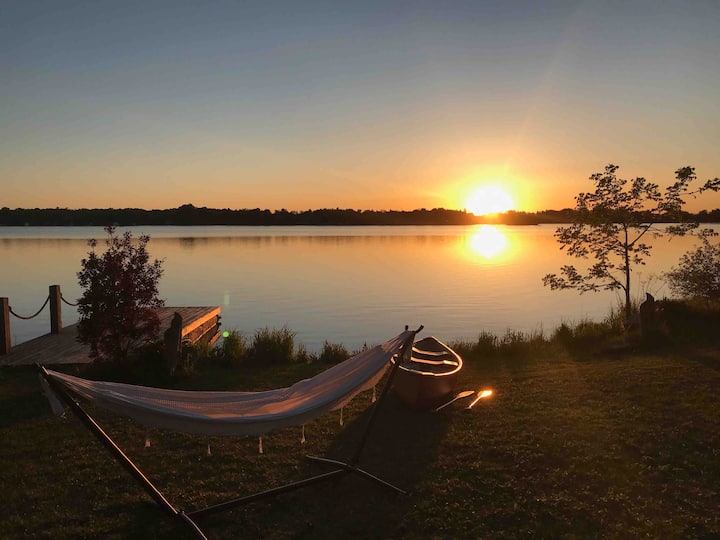 Beautiful Kawartha Lake Cottage Waterfront - Kawartha Lakes