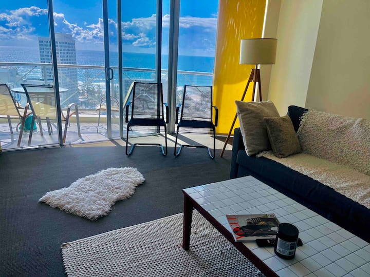 The Best Resort In Surfers! - Gold Coast
