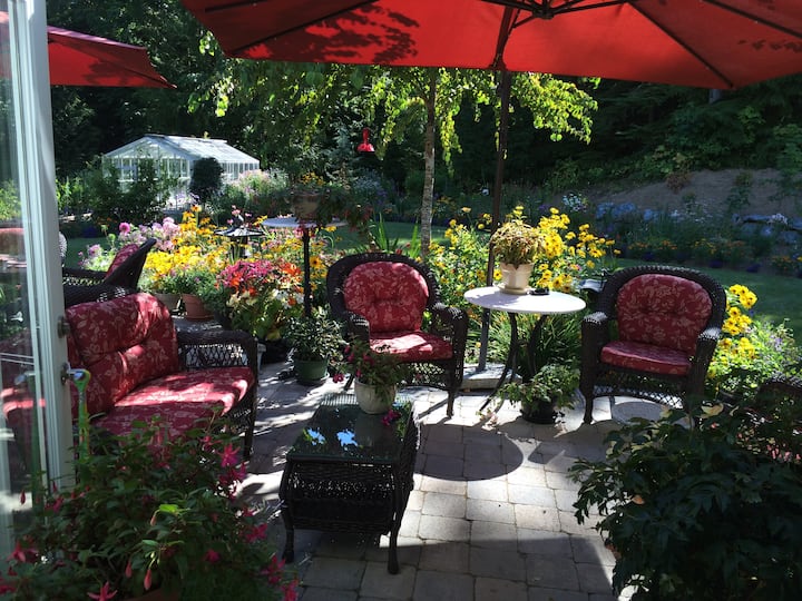 Guest Suite On A Quiet Country Property - Duncan