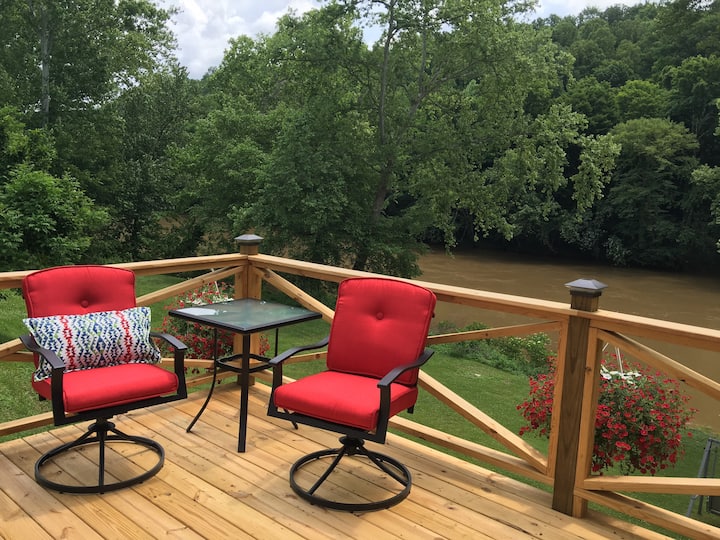 River Retreat - West Virginia
