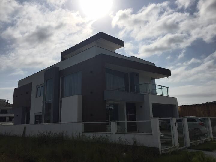 Linda E Aconchegante Casa Em Palmas Do Arvoredo. - Governador Celso Ramos