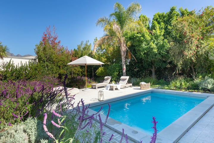 Luxurious Cape Dutch Villa In Franschhoek With Private Pool - Franschhoek