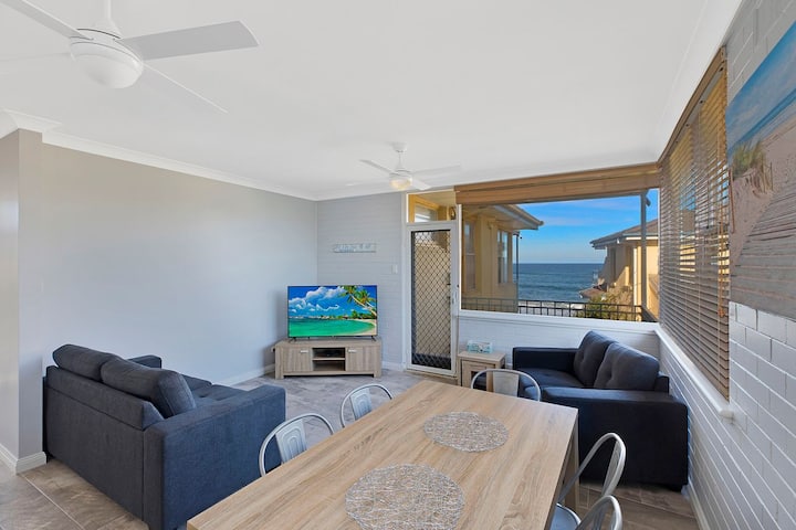 Golden Sands Apartment 10 - The Entrance