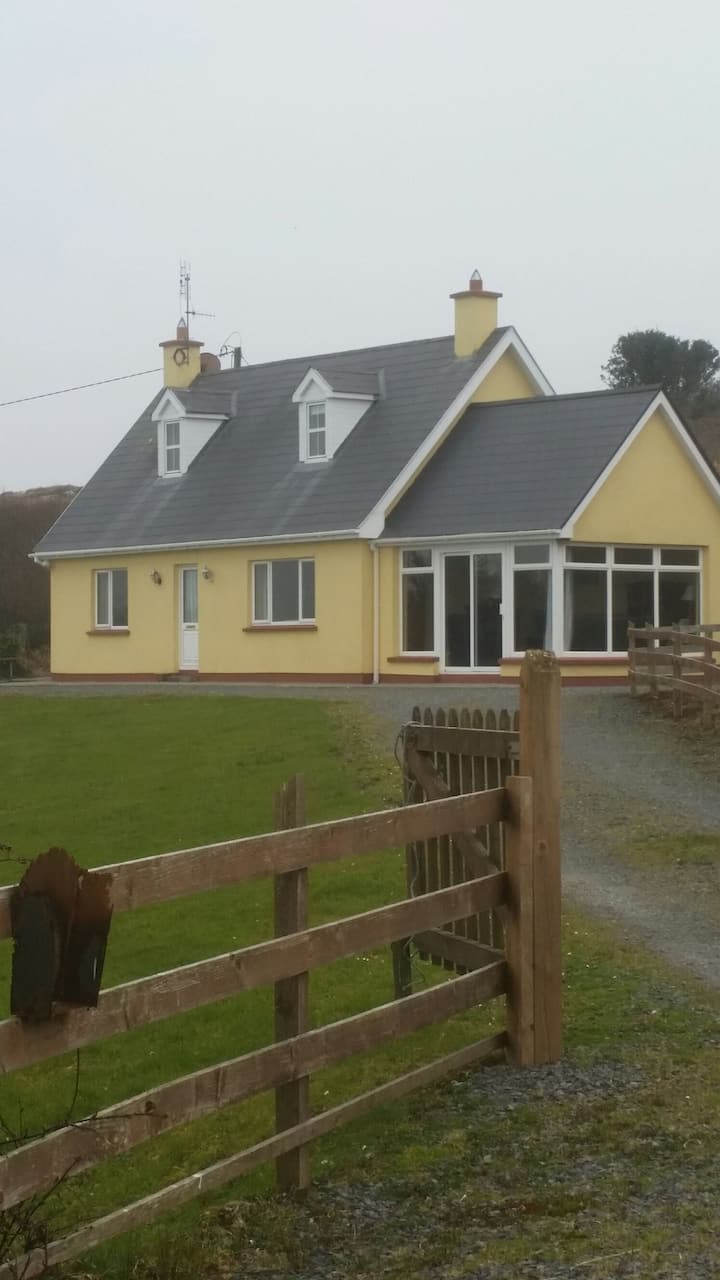 Moulamill B&b Double Room Ensuite Sea- View Room - Bantry