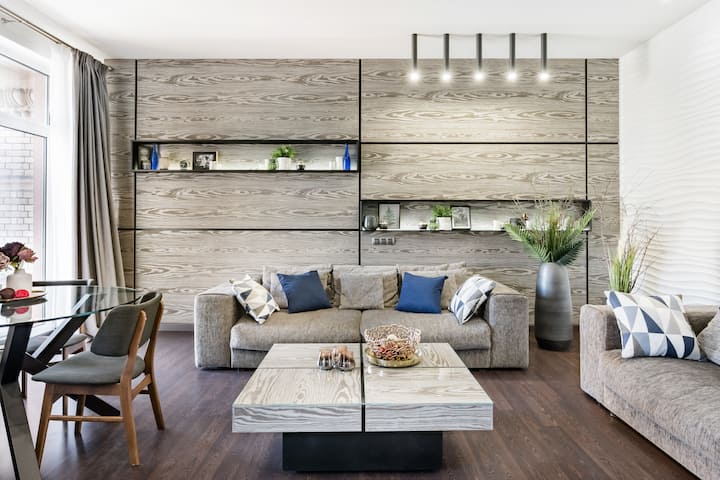 Historic Building Apartment Overlooking Independence Square - Ukraine