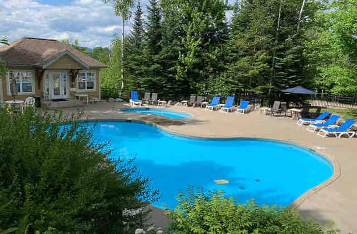 Mont-blanc (Ski In/out) - Swimming Pool, Lake, Spa - Laurentides