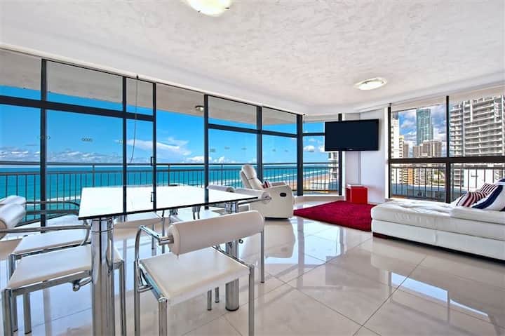 Surfers Paradise Apartment With Amazing Views - Gold Coast