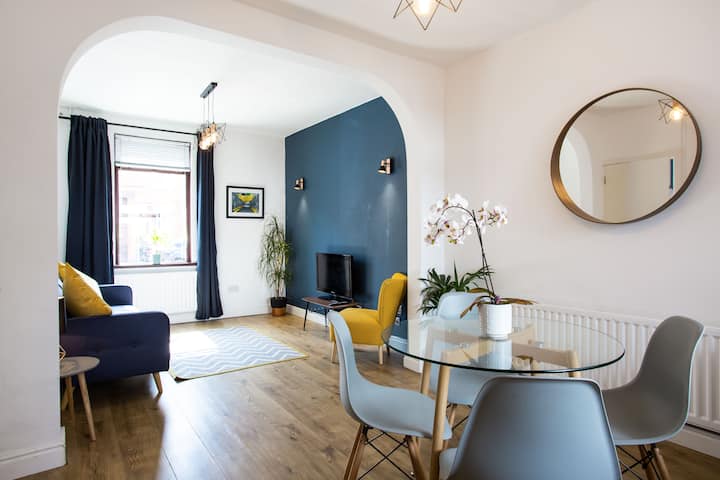 Modern Townhouse - 5min To City Centre - Belfast
