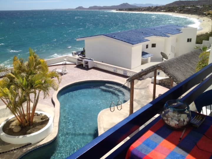 Amazing Sunrises ! Beach Front Condo !! - Los Barriles