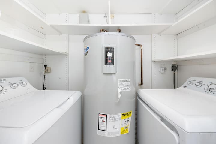 Waterfront With Pool - Close To Fll & Dania Pointe - Sunrise, FL