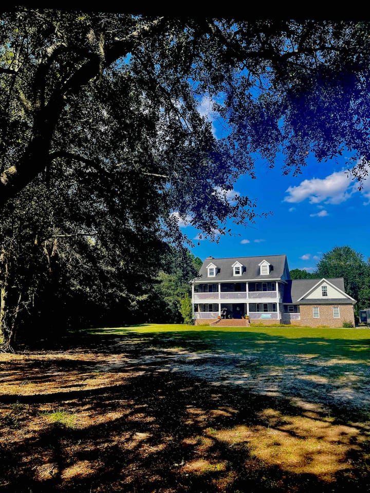 Private/secluded Close To Downtown Entire Home! - Richmond Hill, GA