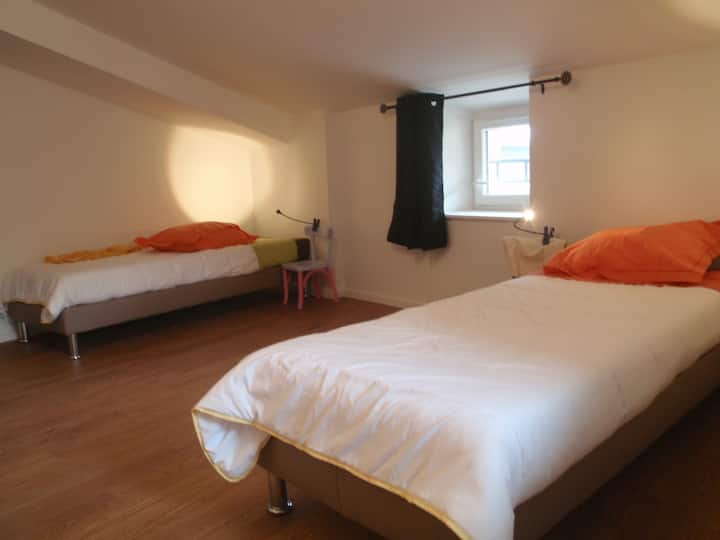 Lit Viognier Dans Dortoir Partagé Mixte - Tournon-sur-Rhône