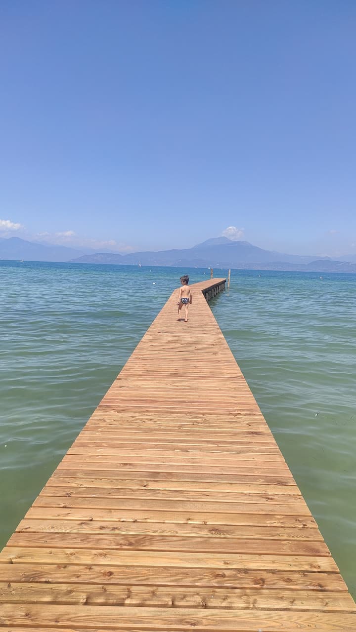 Quite Residence Overlooking The Lake/private Beach - Peschiera del Garda