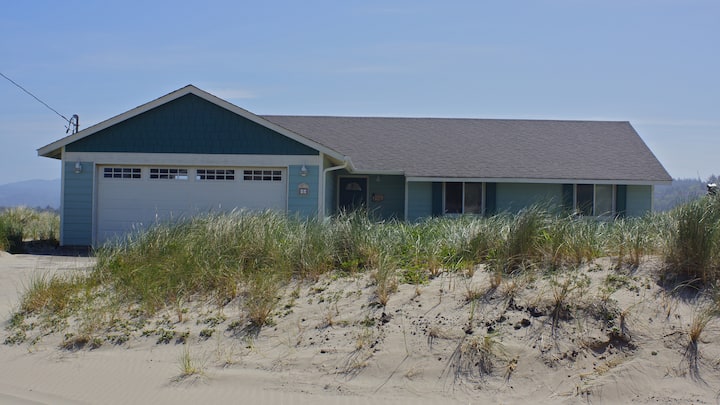 Seal Cottage On Alsea Bay - Oregon