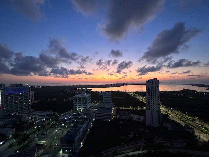 2 Bdr Cozy Apartment With Ocean View - Cancún