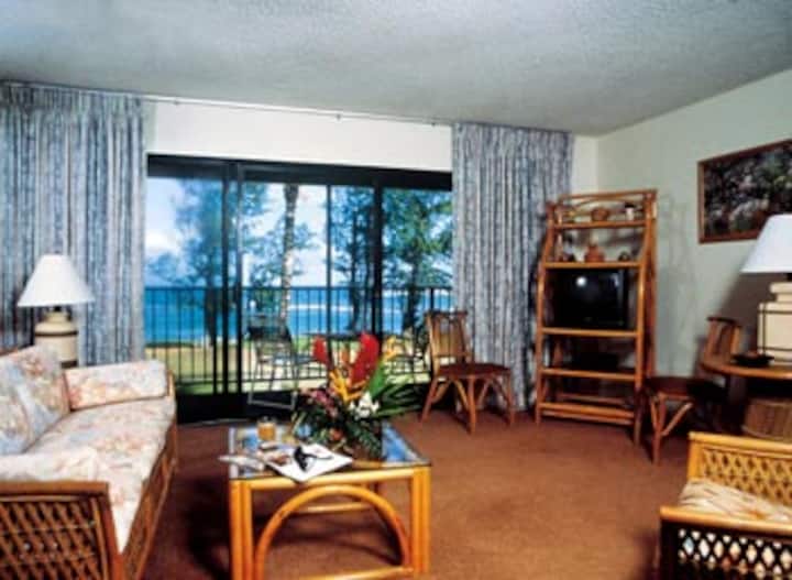 1bdm-sleeps-4 Kapaa - Ocean Front Resort - Kapaʻa, HI