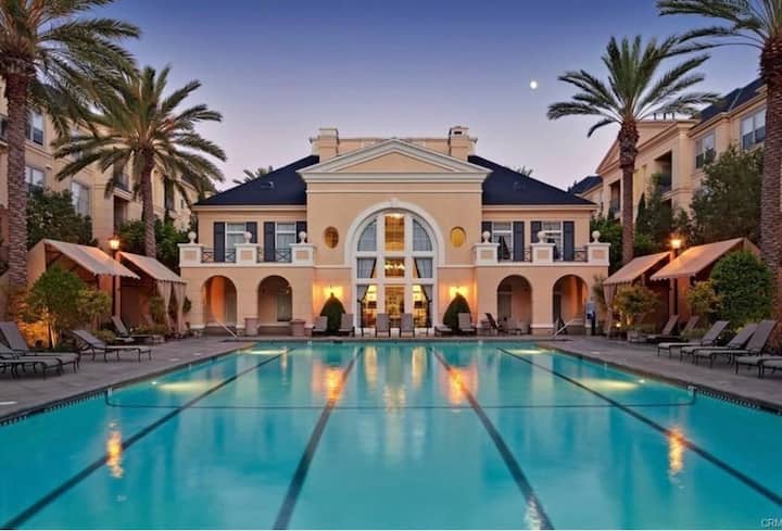 Resort Style Living In Luxury Community Of Irvine - Irvine