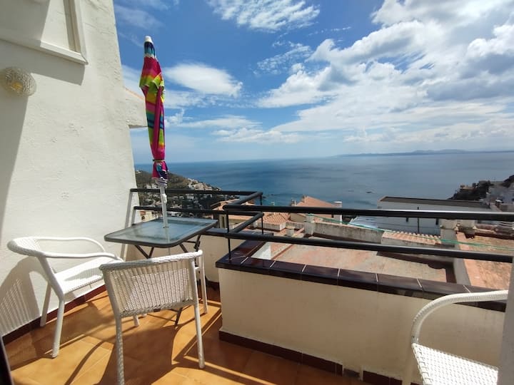 Bel Appartement 
Superbe Vue Mer - Cadaqués