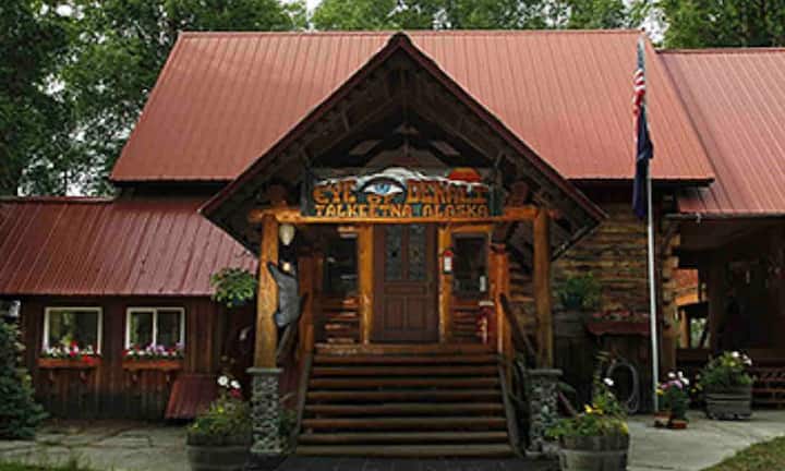 Eye Of Denali: Denali View/river Front/ski/aurora - Talkeetna, AK