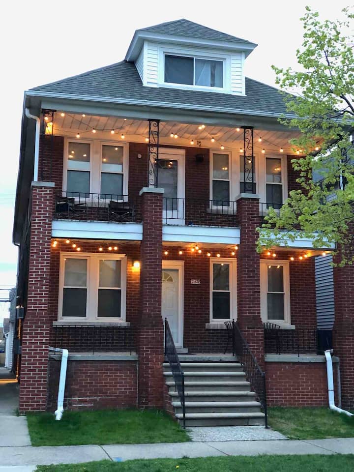 Cozy Apartment Near Downtown Detroit #1 - Hamtramck, MI