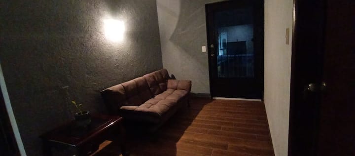 Departamento Amplio Al Poniente De Monterrey - Monterrey
