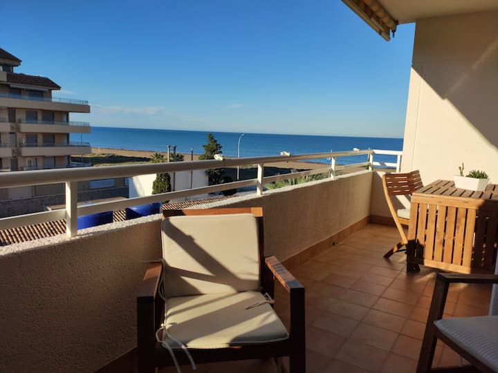 Espectacular Apartamento Doble A 1ª Linea De Playa - Denia