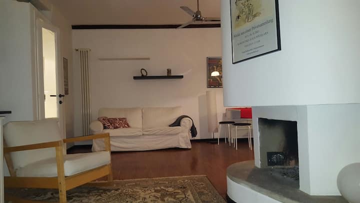 In The Heart Of Isola District - Milánó