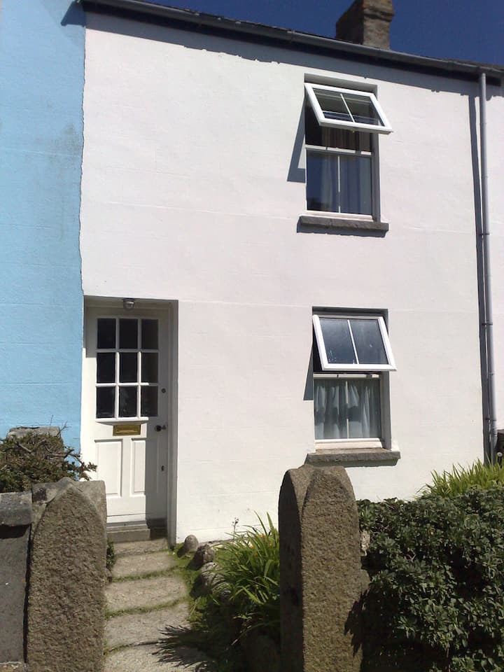 Peaceful, Beautiful, Relaxing, Cosy - Sennen Cove