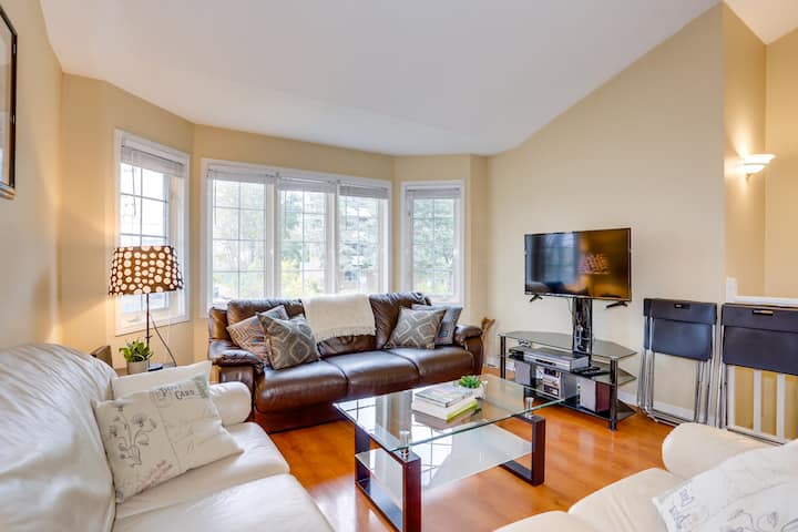 Bright & Spacious Family Home  Close To Ski Hill - Collingwood