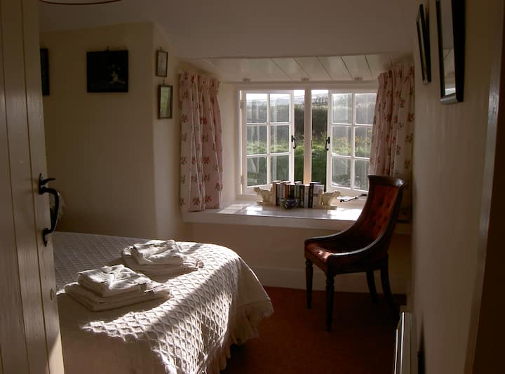 Lower Tresmorn-barley Park - Crackington Haven