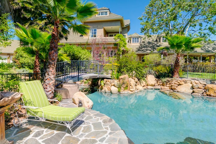 English Mansion, Resort Pool  & Spa, Views,gated - Santa Paula, CA