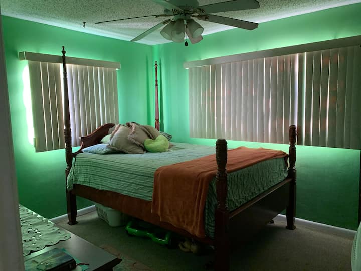 Stef-juvie Family Rental - Freeport