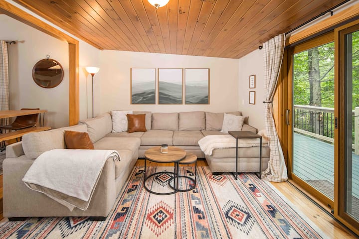 Holiday Hills Mountain Retreat - ブーン, NC