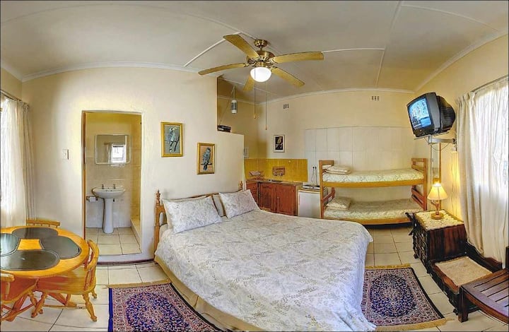 Portside Inn - East London