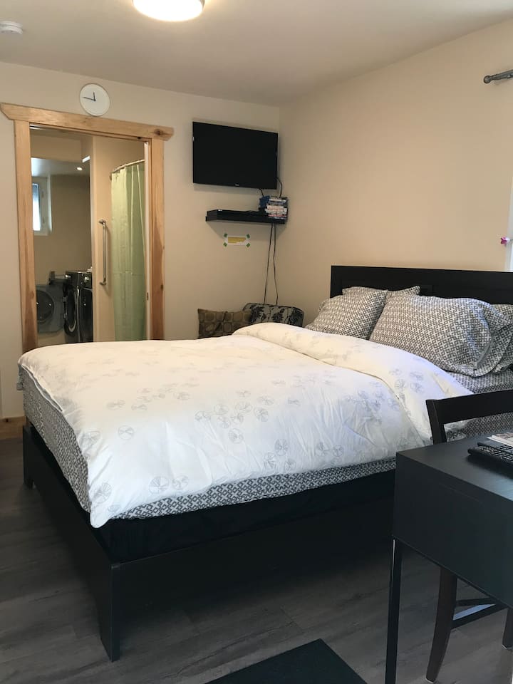 Cozy En-suite Room With Private Entrance (B) - 白馬鎮