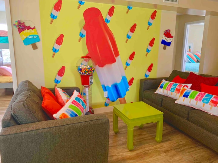 Walk 2 Private Beach, Family Fun! - Fort Myers Beach, FL