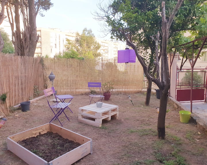 Bas De Villa Bucolique En Ville, Jardin Et Cheminé - Ajaccio