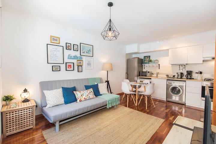 Lisbon Central Apartment With Free Parking - Lisbonne