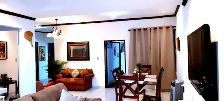 Casa Acogedora En Lomas De San Francisco - San Salvador