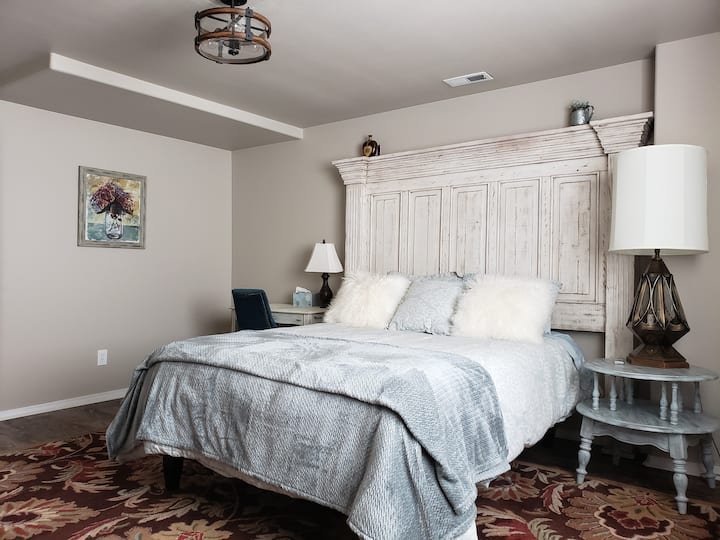 Long Term Cozy Private Apt Keyless Entry 800sqft - Colorado Springs, CO