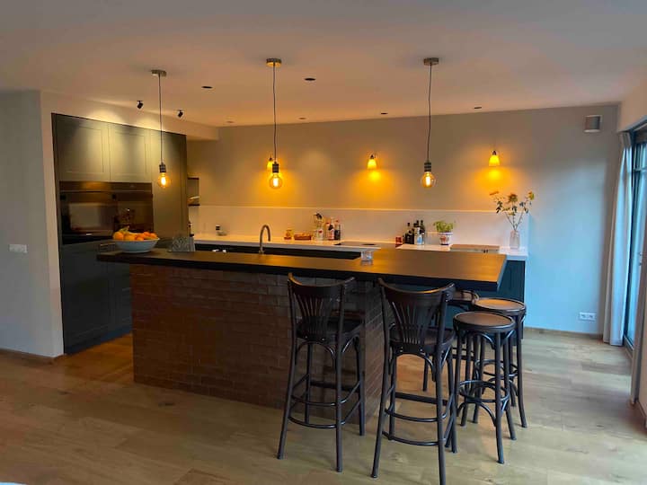 Lovely Fam House Near Haarlem, Amsterdam áNd Beach - Hoofddorp