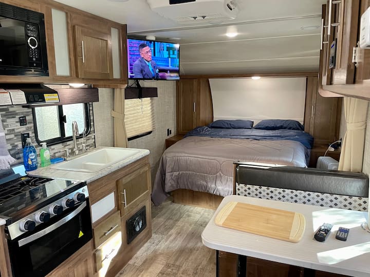 Lush Base Camp Near Downtown And Tucson Mountains - Tucson, AZ