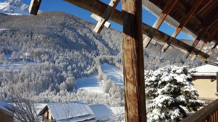 100m² Très Lumineux Au Coeur De Molines-en-queyras - Molines-en-Queyras