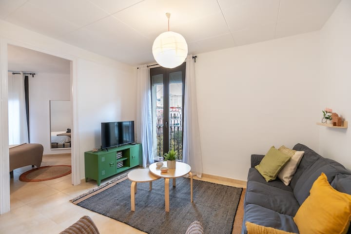 Modern 2 Bedroom Apartment Near St Antoni Market - L'Hospitalet de Llobregat