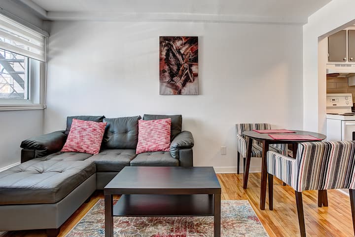 Appartement Rénové Proche De Tous Les Services - Laval, Canadá
