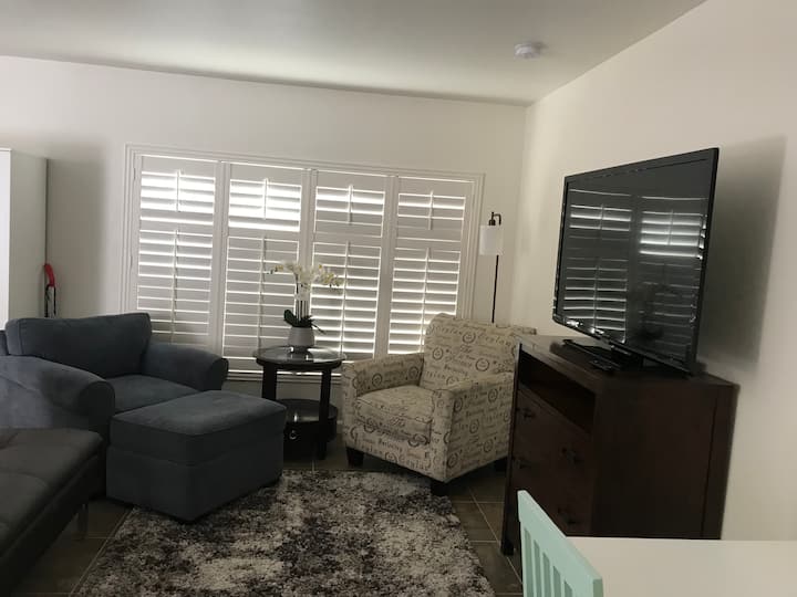 Cute Studio Centrally Located - San Diego, CA