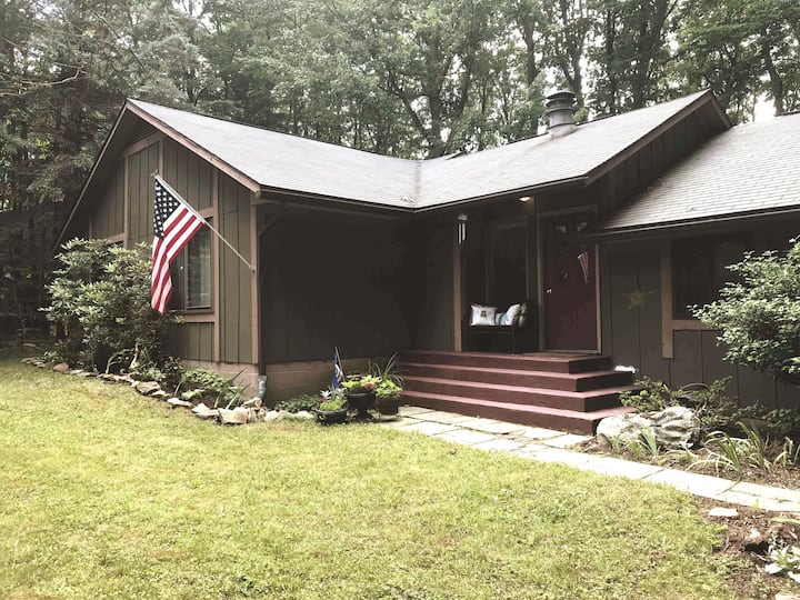 Cozy & Campy Ski/mountain Cottage - Laurel Ridge State Park, Stahlstown