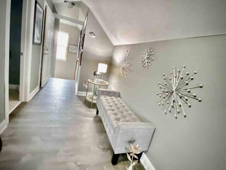 "Luxury Haven For Large Gatherings: 4bd/4ba” - Columbus, OH